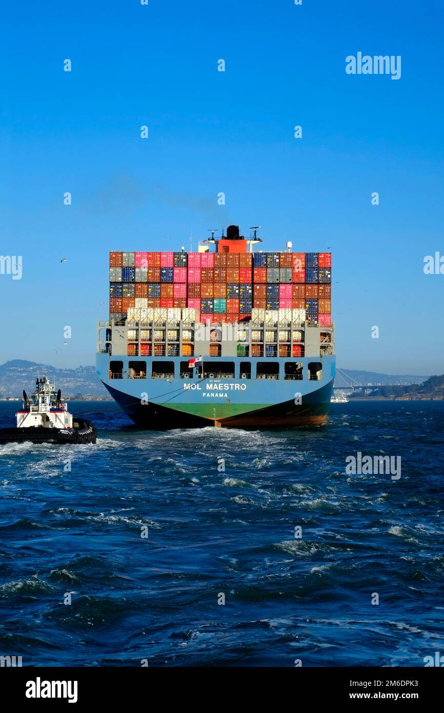 Containerumschlagsplatz hi-res stock photography and images - Alamy