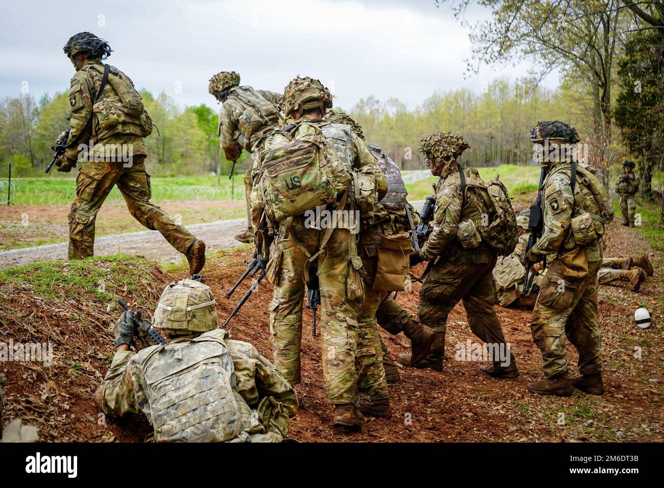 Screaming Eagles from 1st Battalion, 506th Infantry Regiment "Red ...