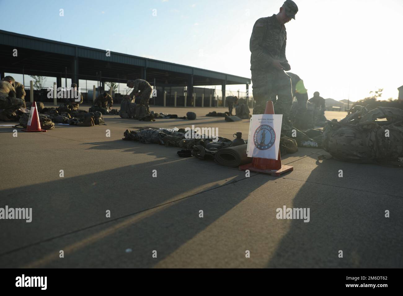 U.S. Army soldiers from 278th Armored Cavalry Regiment and the 4th ...