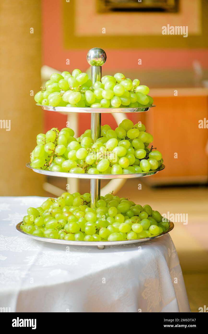 Table grapes hi-res stock photography and images - Alamy