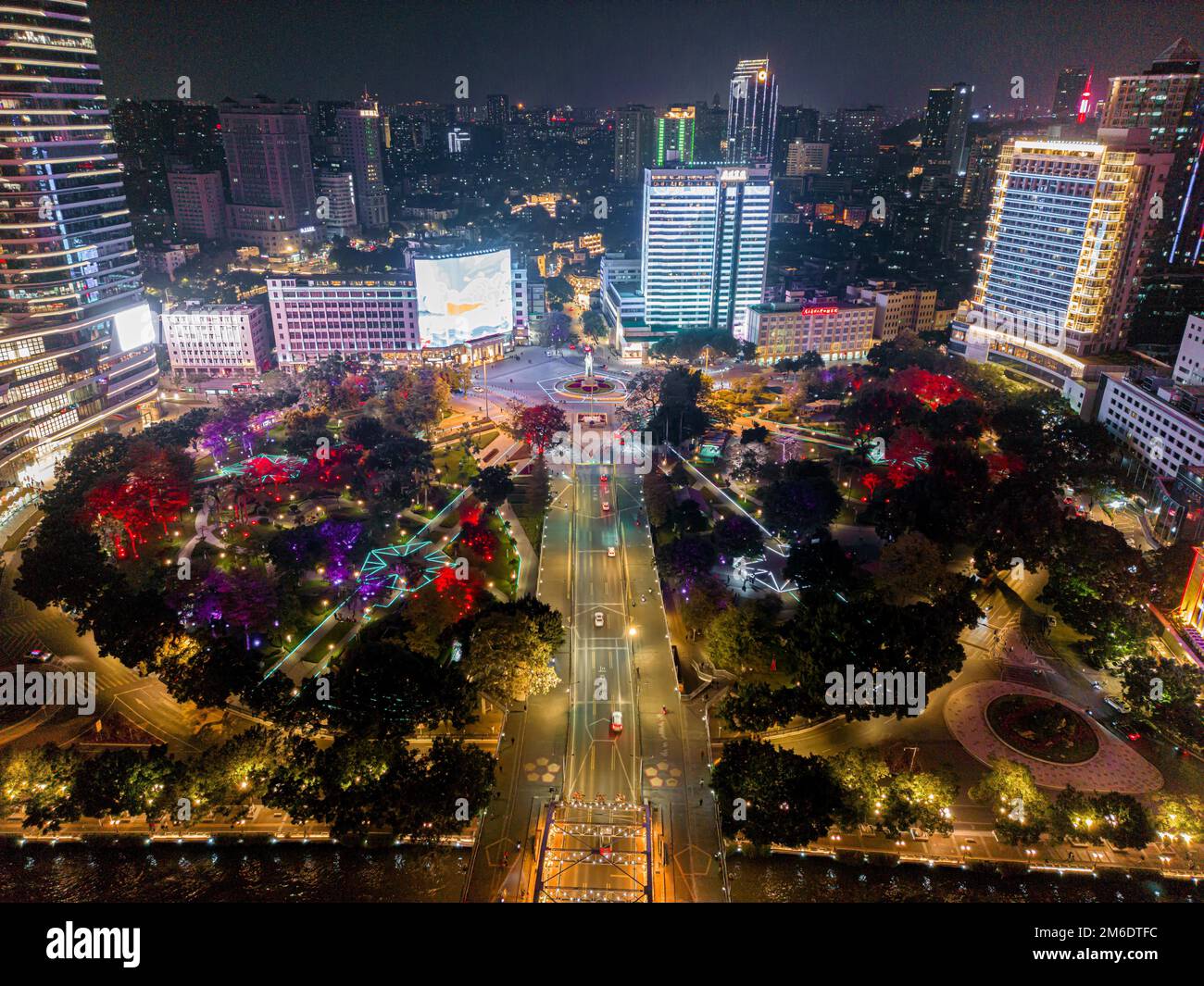 Aerial photo shows the beautiful scenery of the Guangzhou International Light Festival on both ...
