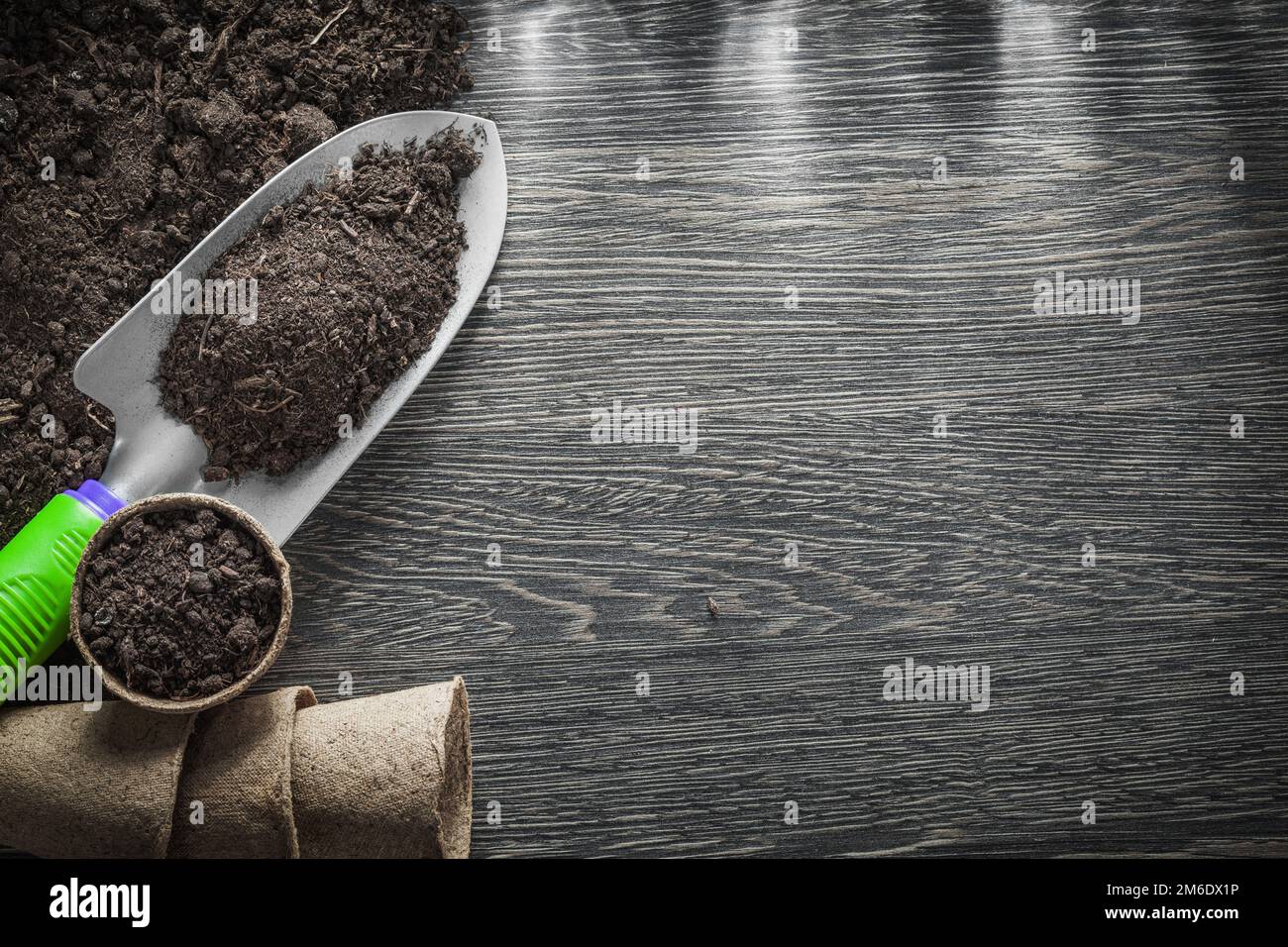 Peat cutting tool hi-res stock photography and images - Alamy