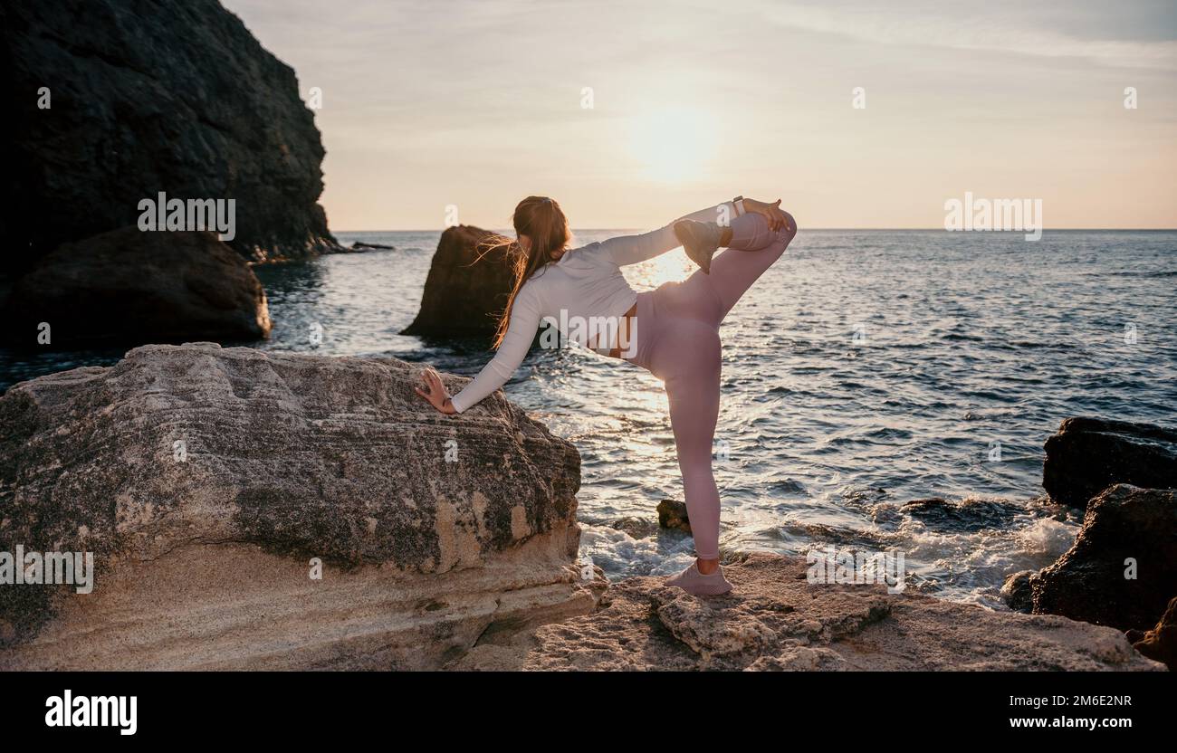 Young woman with black hair, fitness instructor in pink leggings Stock ...