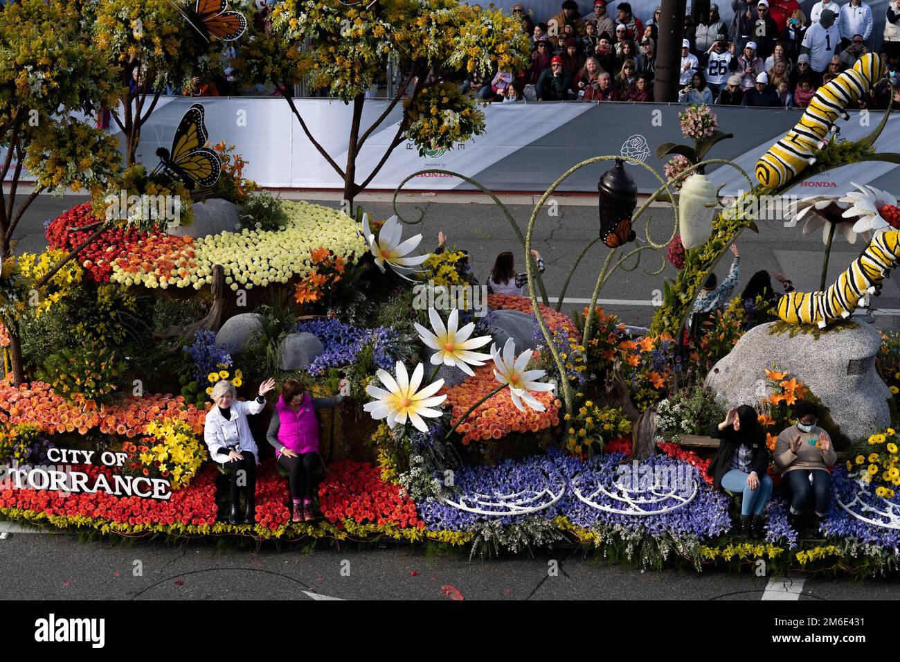 134th rose parade hi-res stock photography and images - Alamy