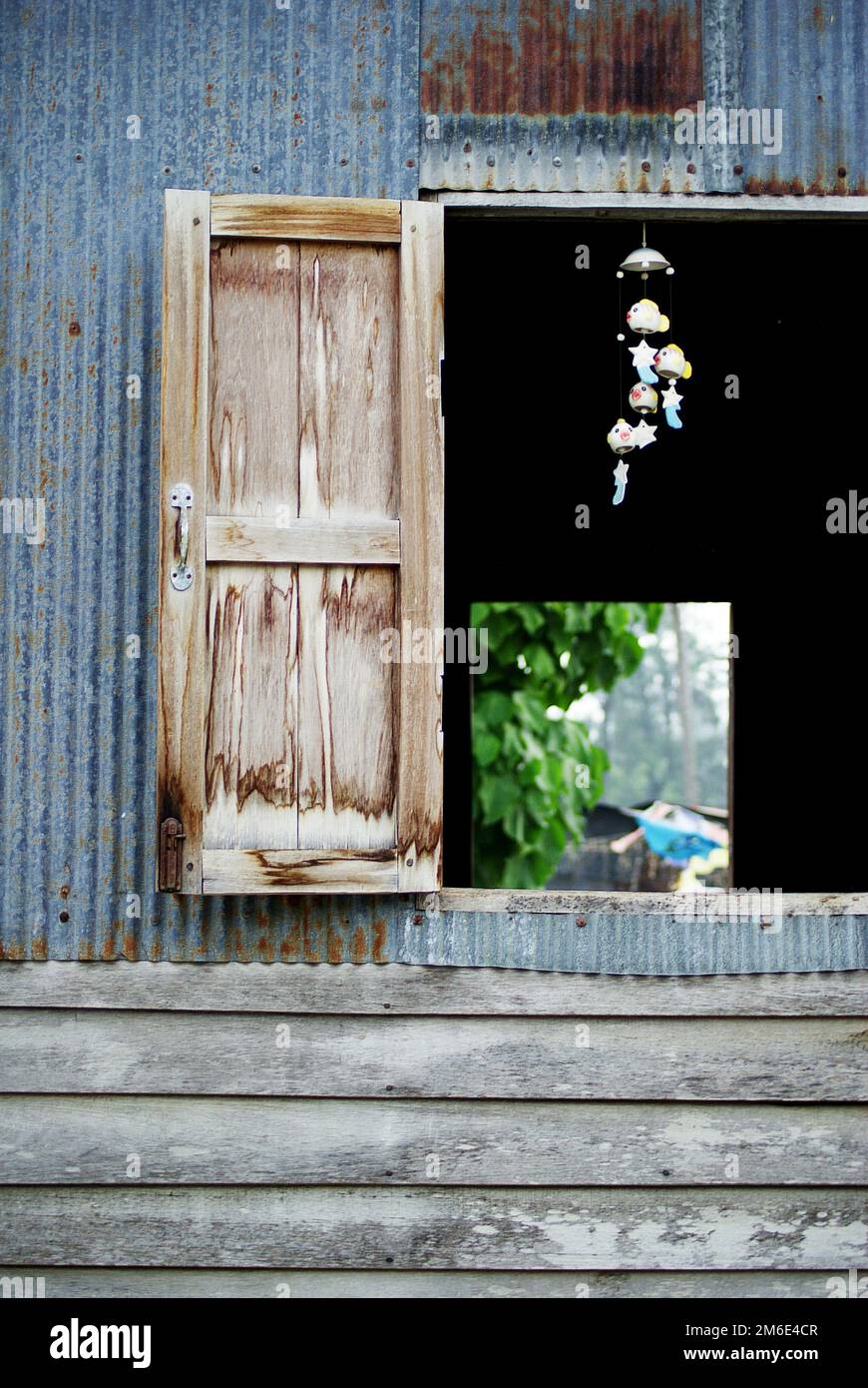 Opened doors hi-res stock photography and images - Alamy