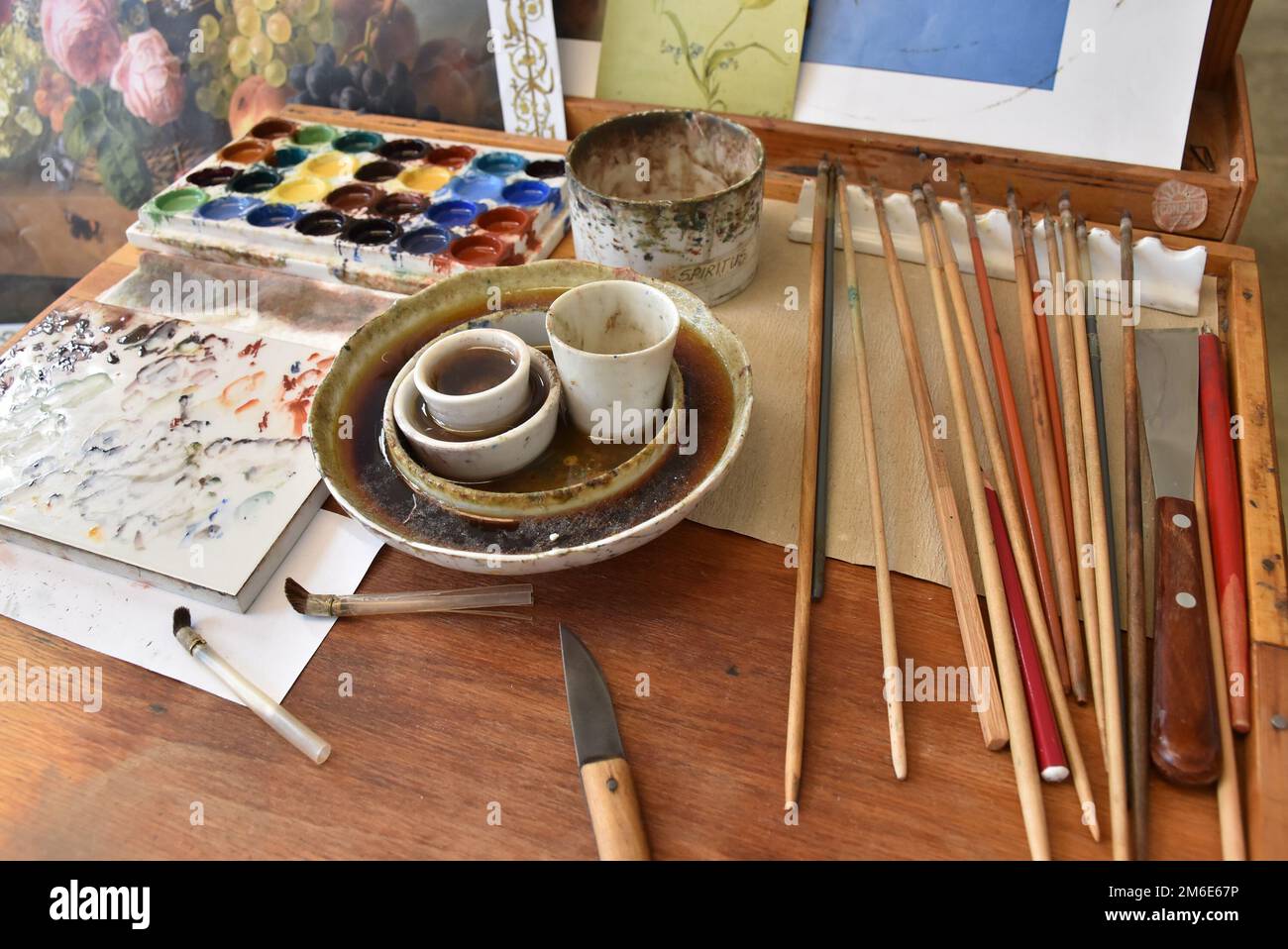 Authentic porcelain production in the famous Porcelain Manufactory in ...