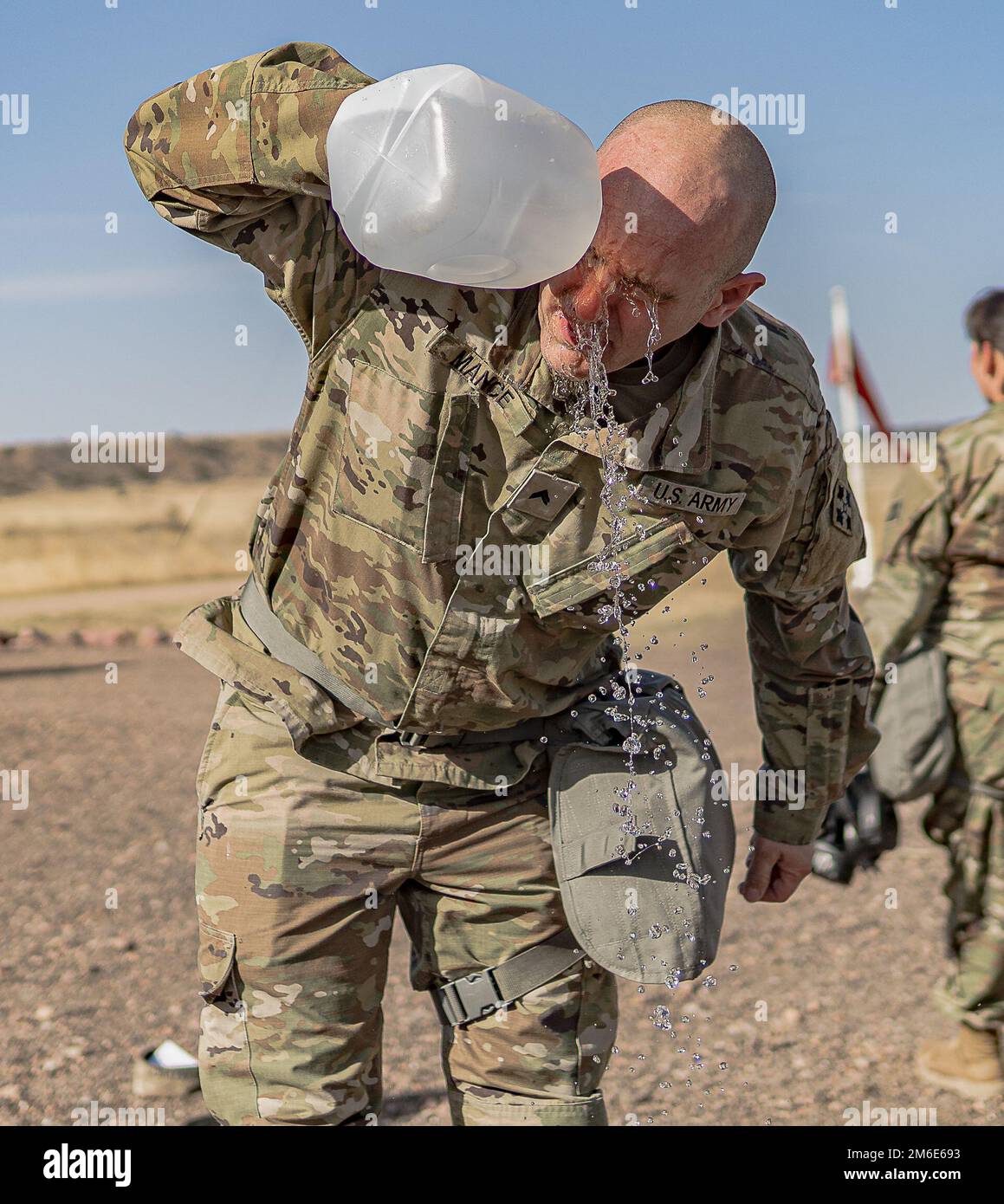 Irritant gas hi-res stock photography and images - Alamy