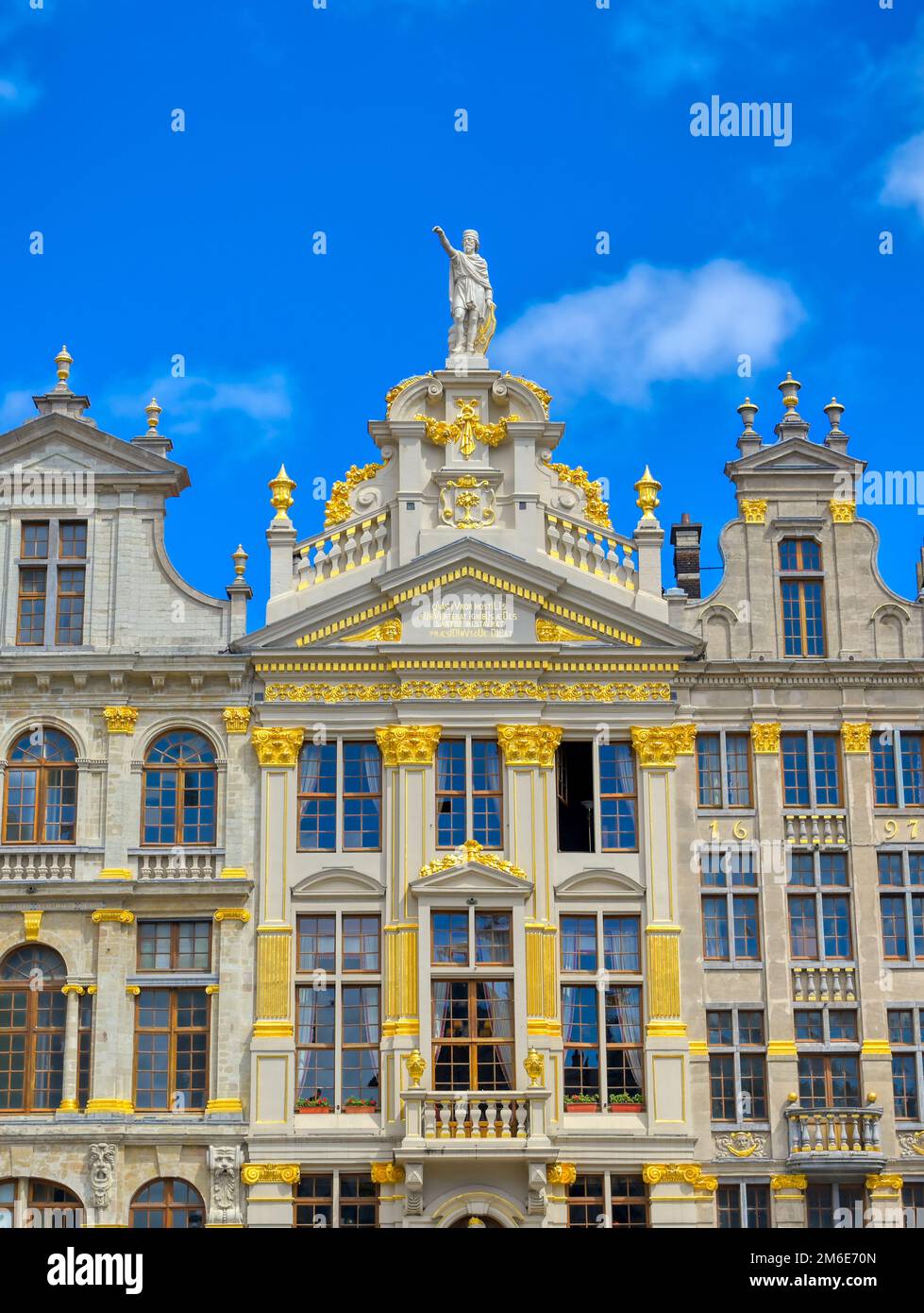 Buildings and architecture in the Grand Place in Brussels Stock Photo ...