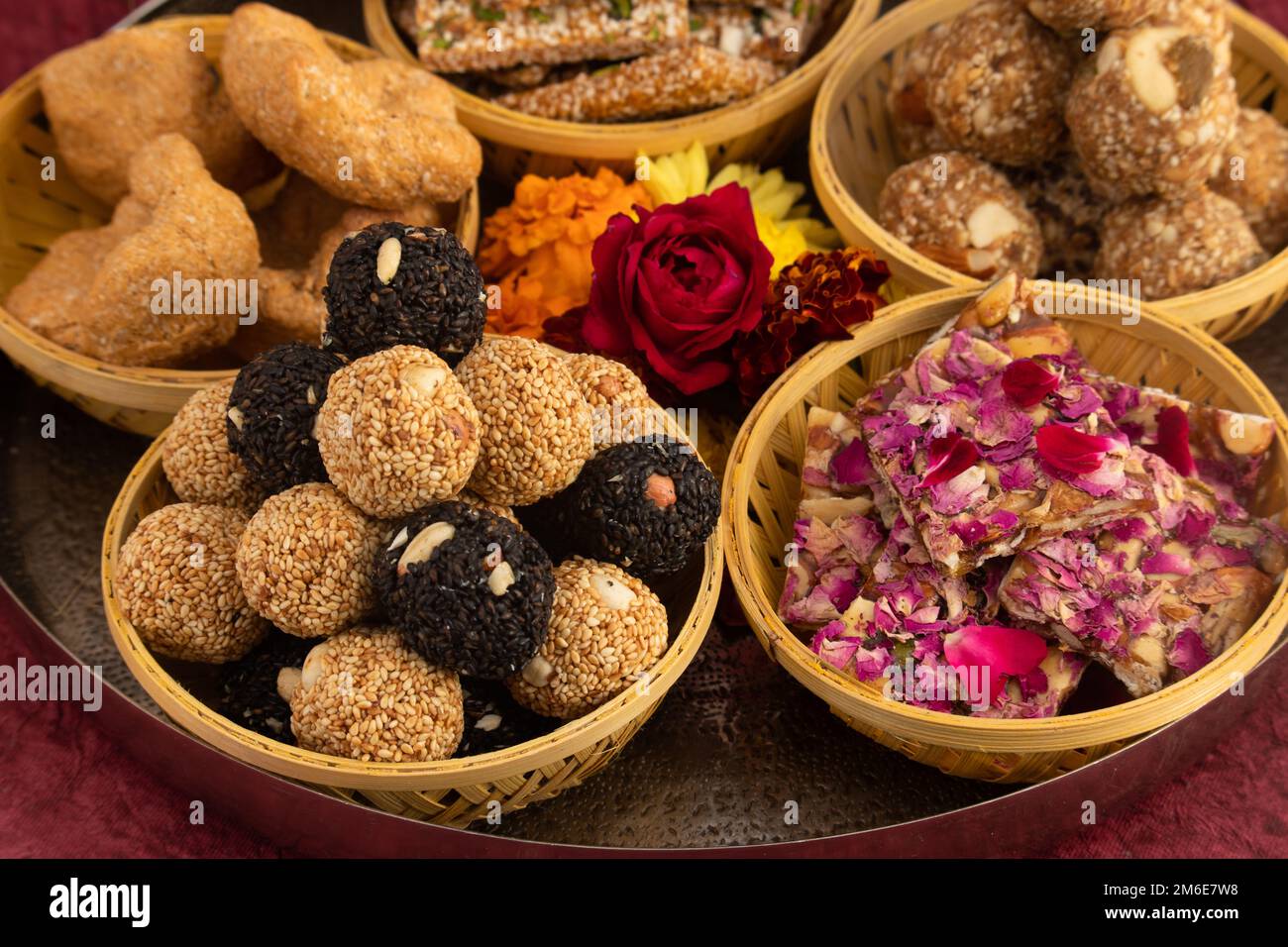 Gachak rolls hi-res stock photography and images - Alamy