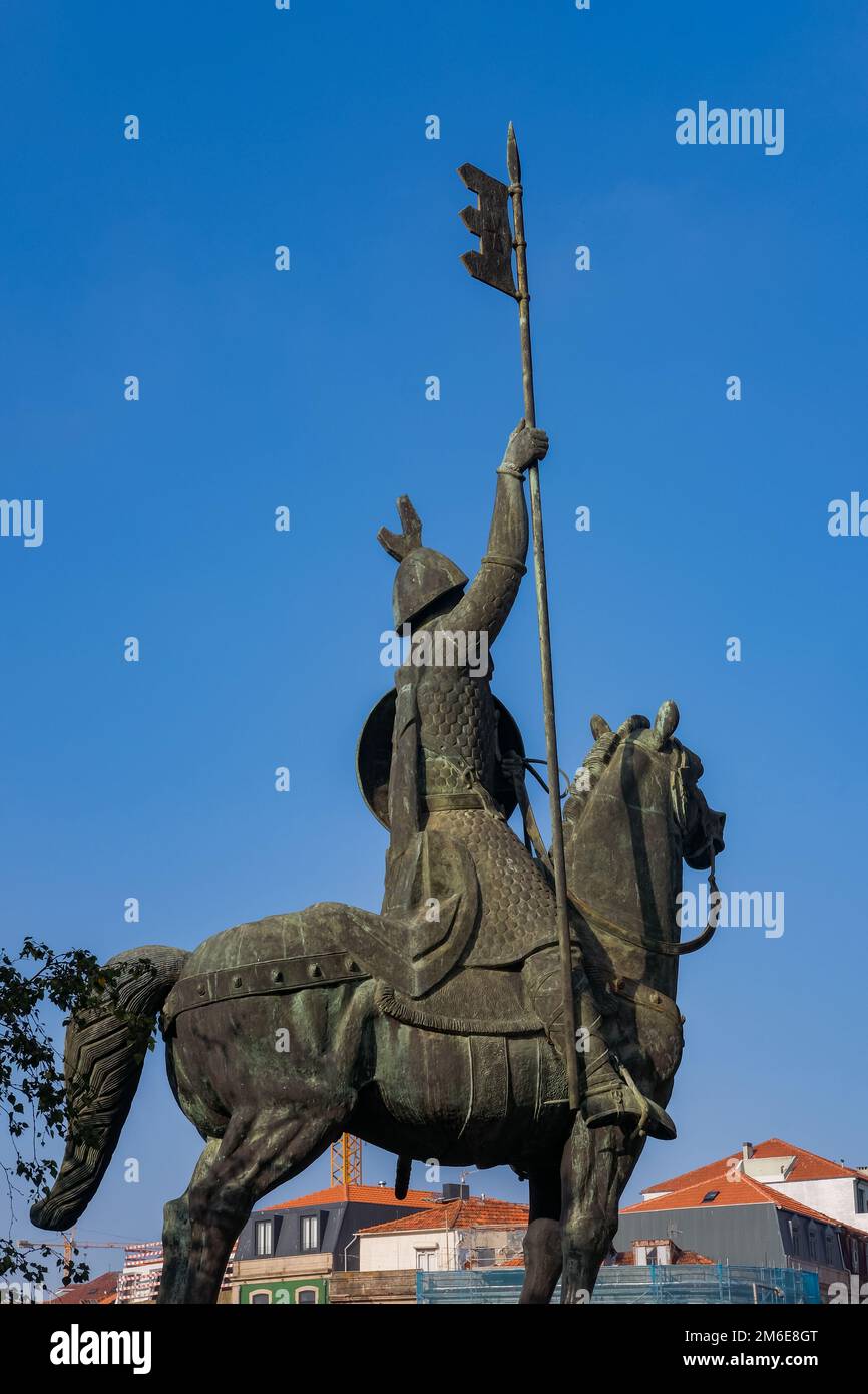 Hero of portugal hi-res stock photography and images - Alamy
