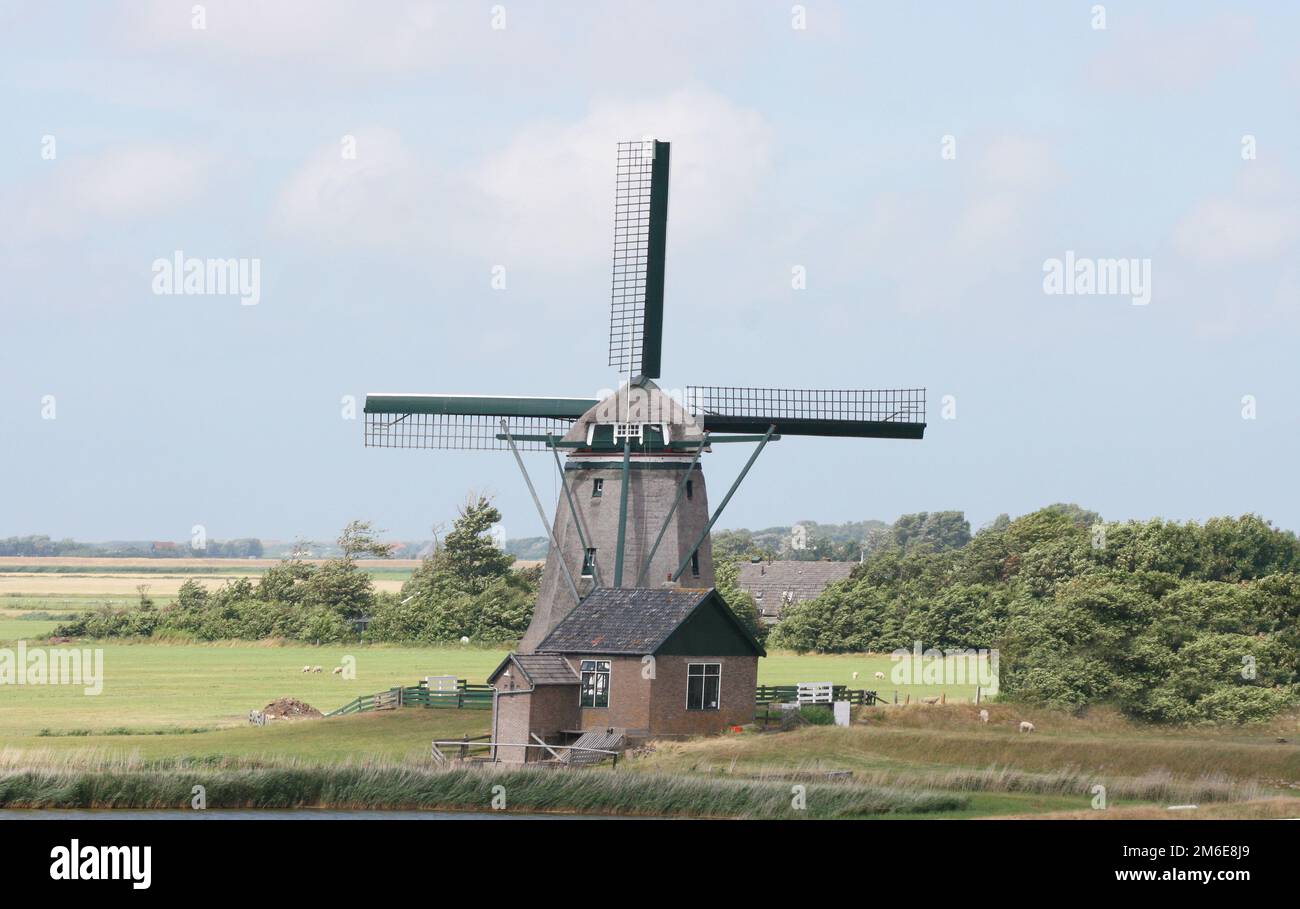 Water tower windmill hi-res stock photography and images - Alamy