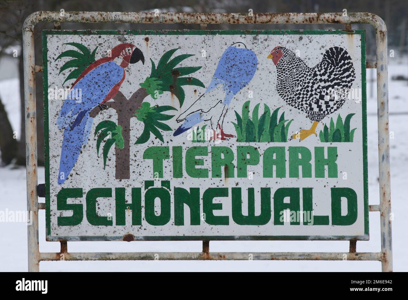 Animal zoo sign hi-res stock photography and images - Alamy