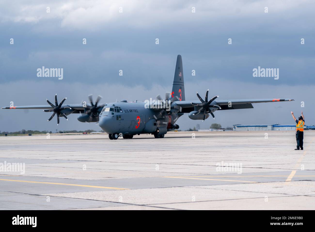U.S. Air National Guard units from the 152nd Airlift Wing, Nevada Air ...