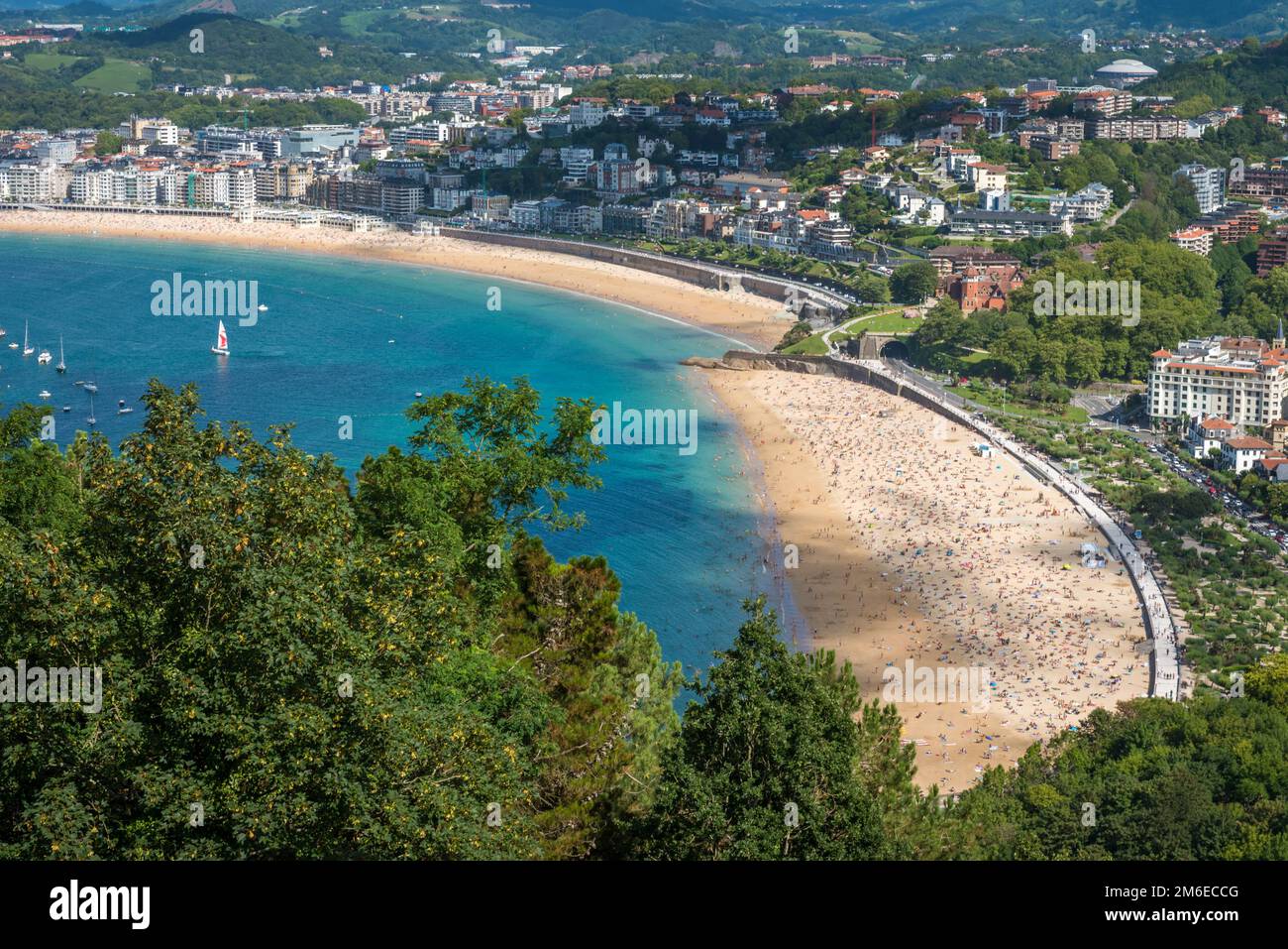 San sebastian beach on summer hi-res stock photography and images - Alamy