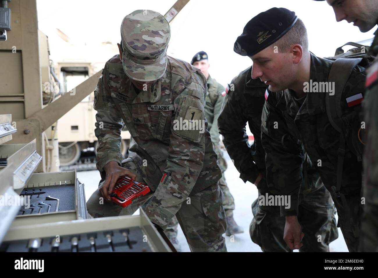 Forward repair system hi-res stock photography and images - Alamy