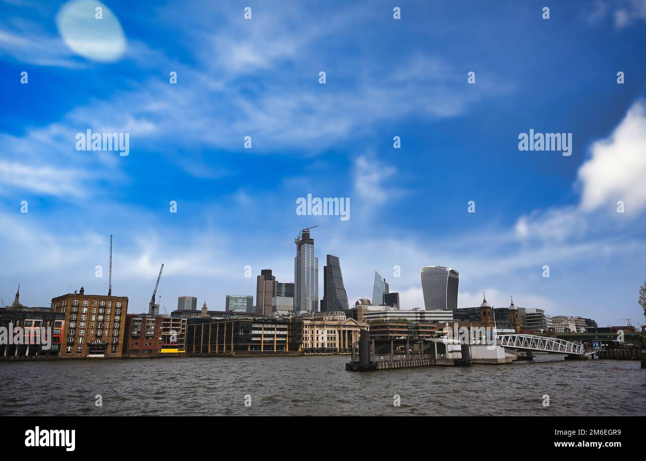 Thames islands hi-res stock photography and images - Alamy