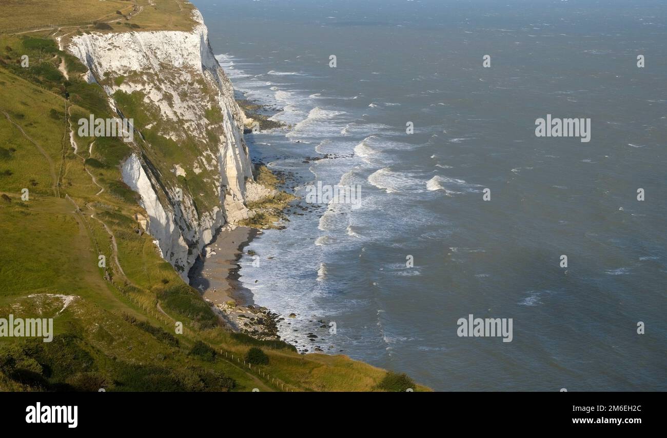 White cliffs of dover grass clear sky sea england Stock Photo - Alamy