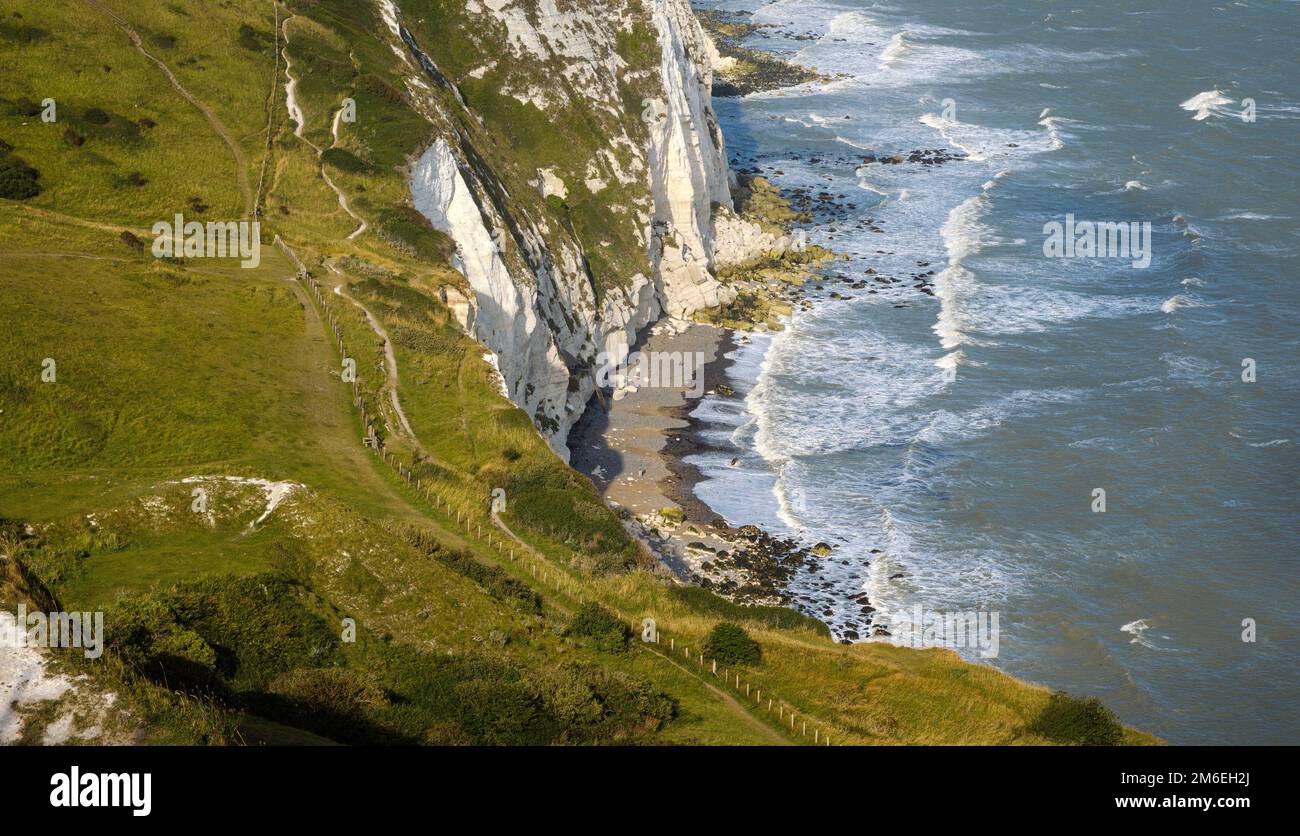 White cliffs of dover grass clear sky sea england Stock Photo - Alamy