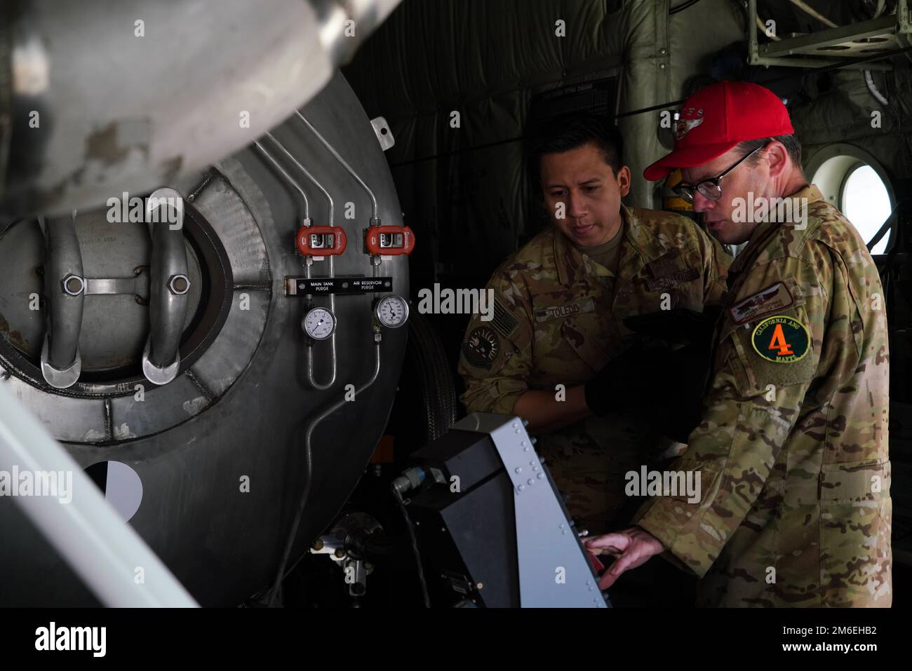 Aerialfirefighting hi-res stock photography and images - Alamy