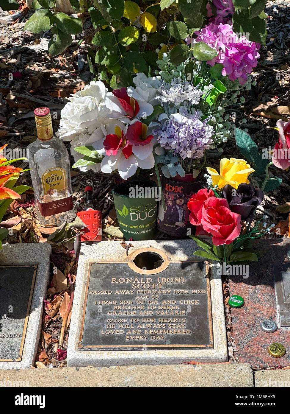 Perth, AUS, Western Australia - January 01, Bon Scott Grab, Friedhof ...