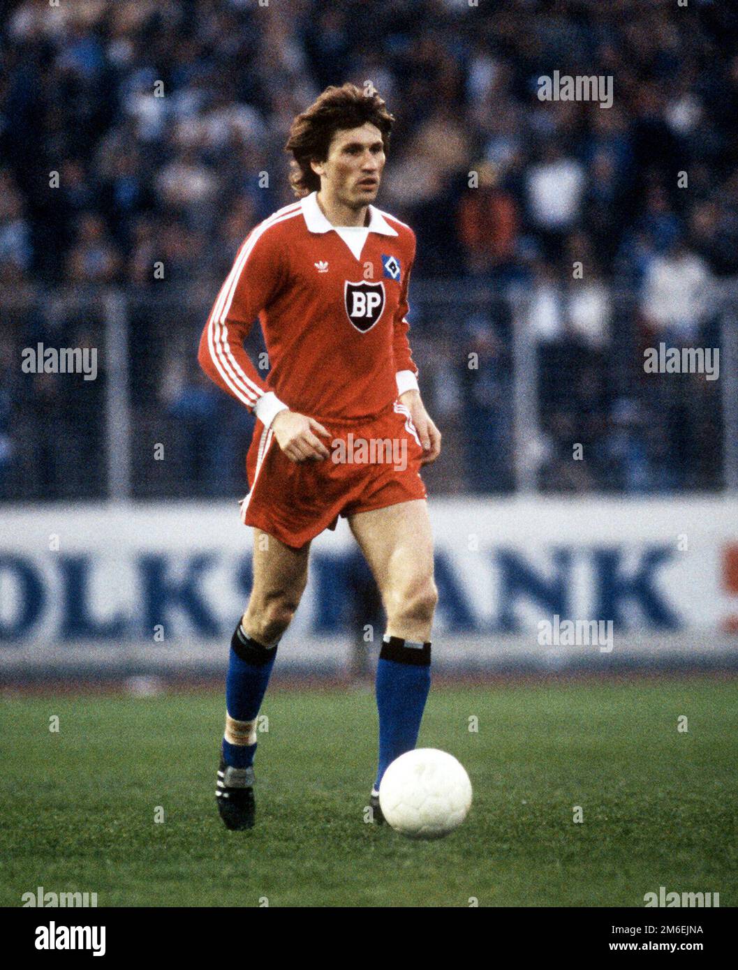 ARCHIVE PHOTO: Manfred Kaltz celebrates his 70th birthday on January 6 ...