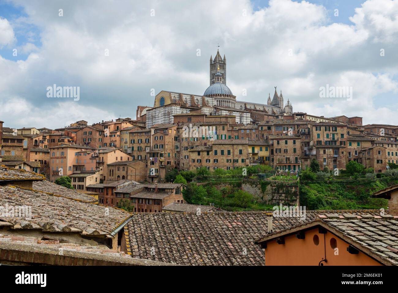 Old house of siena hi-res stock photography and images - Alamy