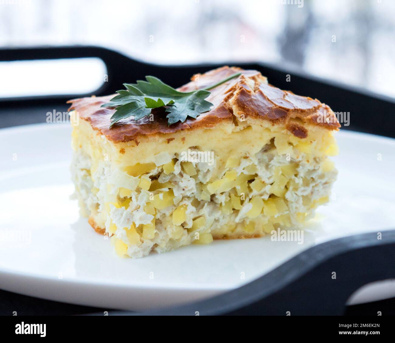Chicken pie plate hi-res stock photography and images - Alamy