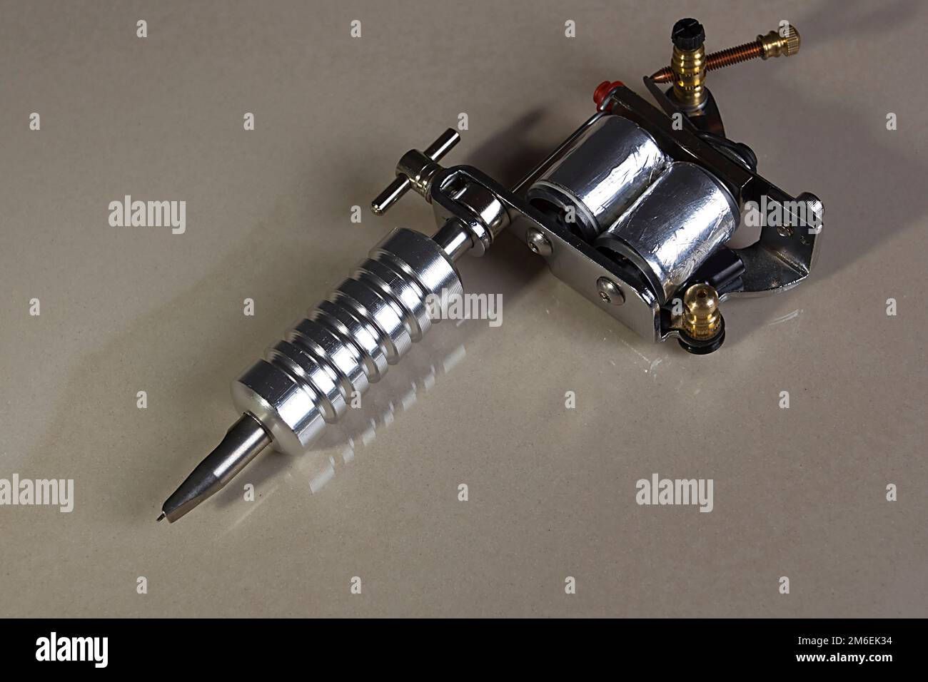 Tattoo machine hi-res stock photography and images - Alamy
