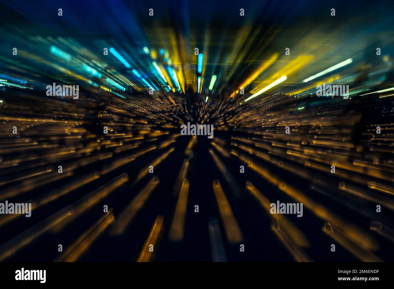 Lights trail using zoom techniques, Star warp, The effect of zooming in ...