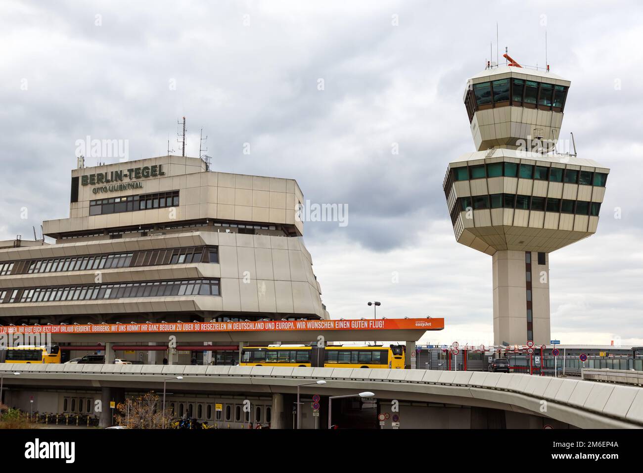 Flughafen Berlin Tegel TXL Airport Terminal in Deutschland Stock Photo ...
