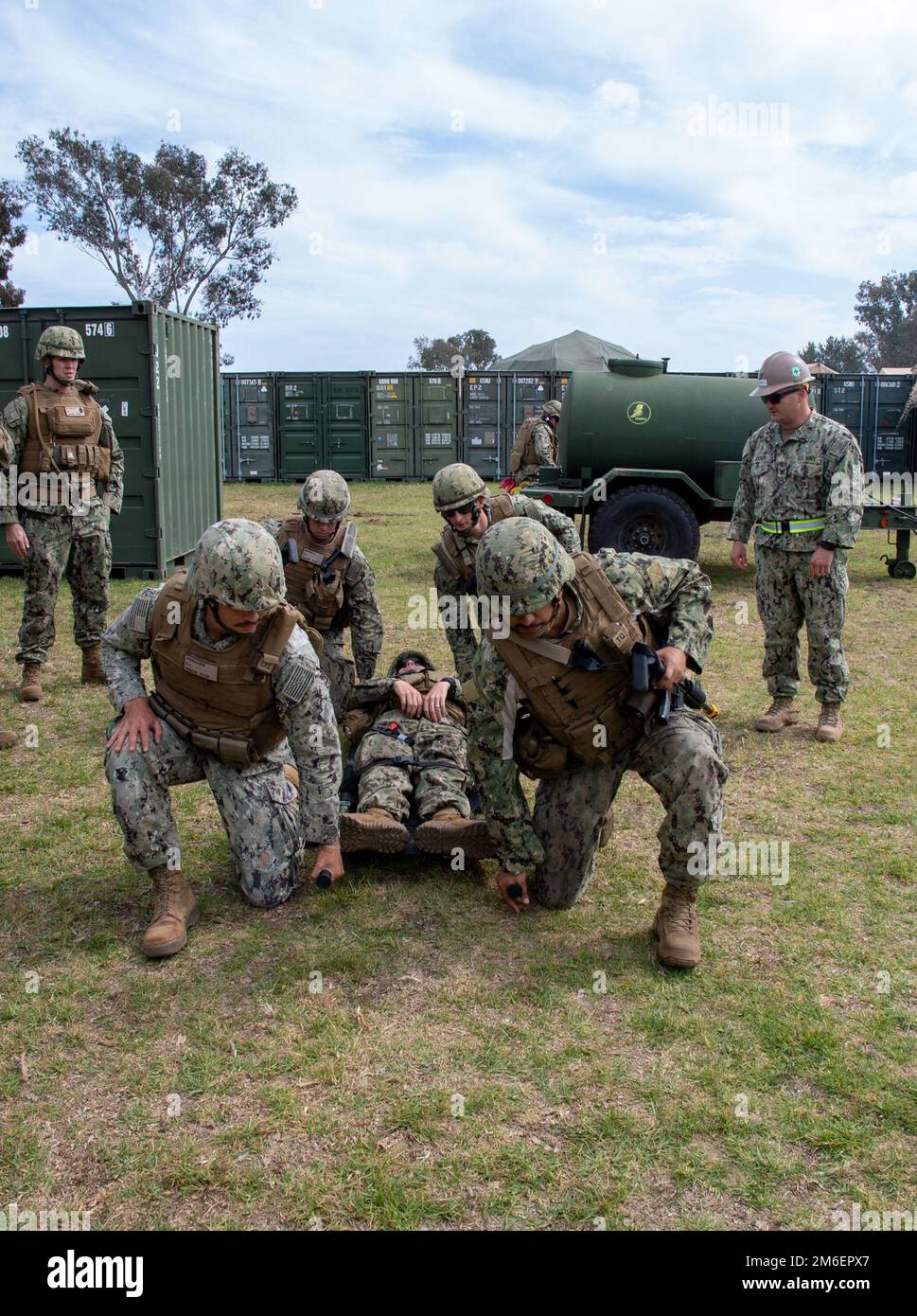 220427-N-PG340-1065 PORT HUENEME, Calif. (April 27, 2022) U.S. Navy ...