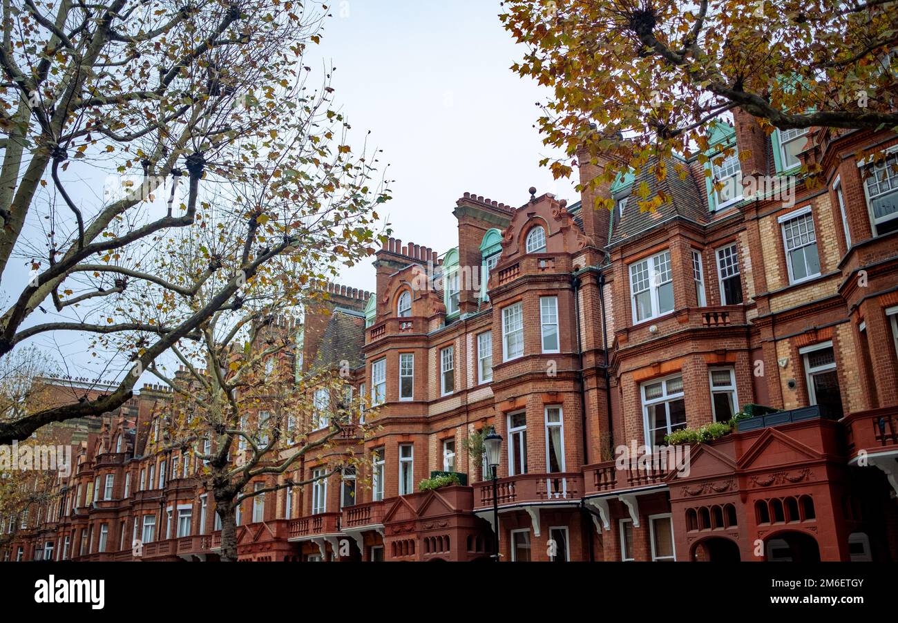 Attractive street of residential terraced mansion buildings in ...