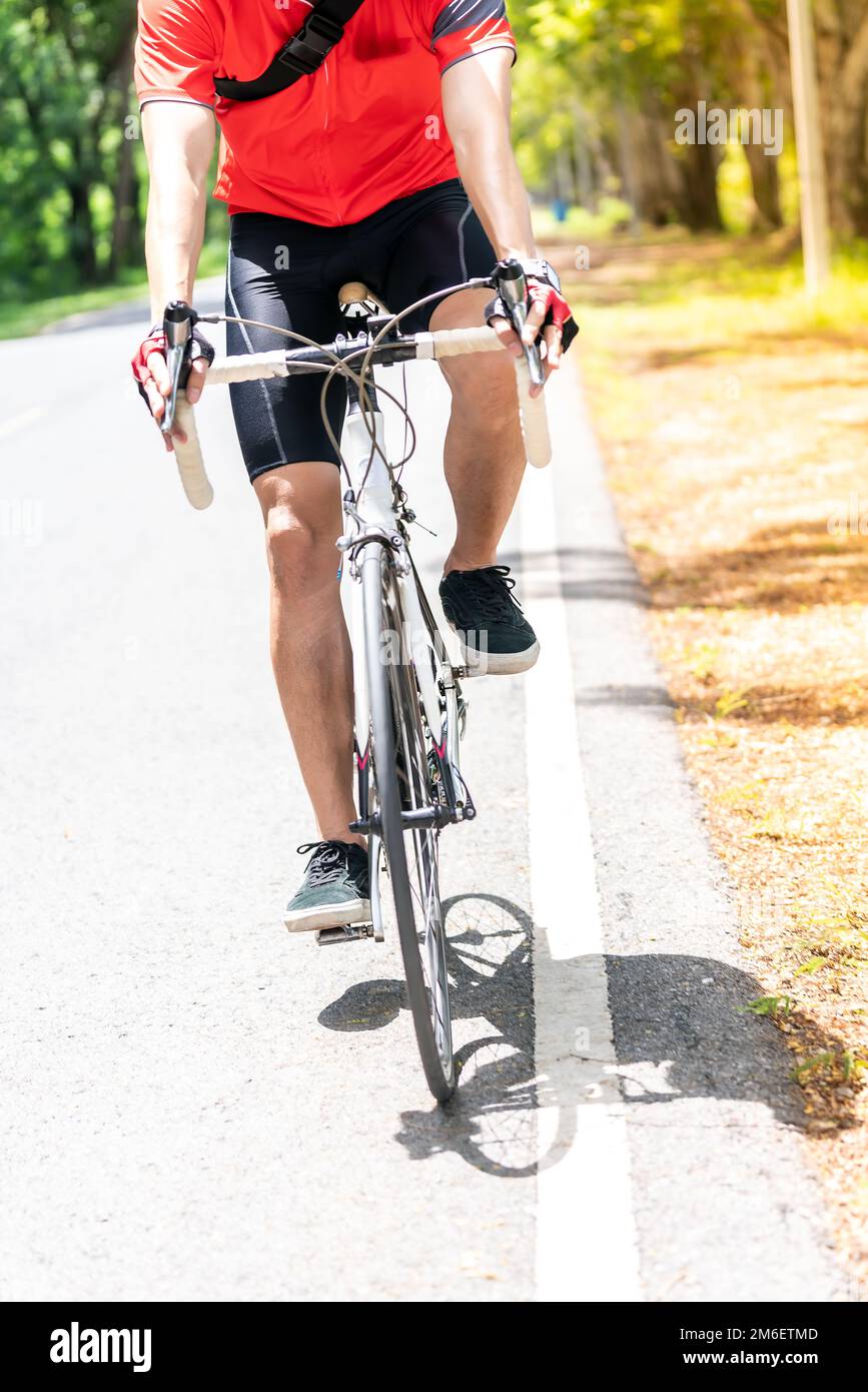 Cycle close up hi-res stock photography and images - Alamy