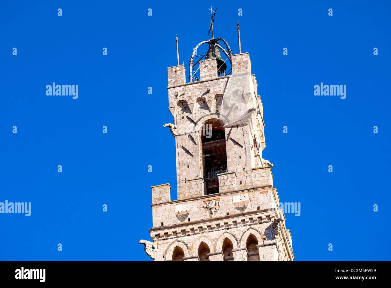 Details of Torre del Mangia - Clear Blue Sky - Siena, Tuscany, Italy ...