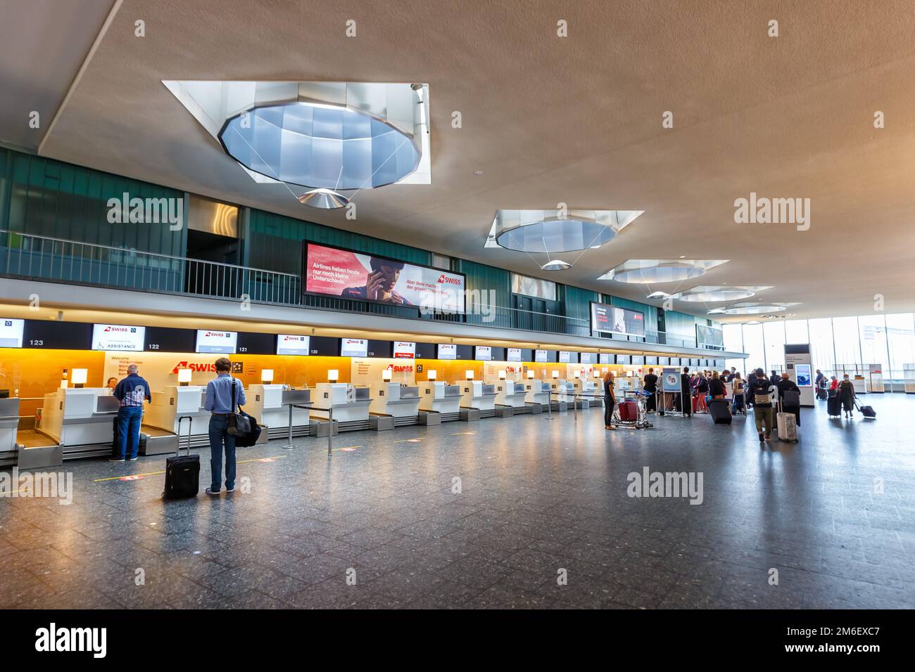 Zürich airport checkin hi-res stock photography and images - Alamy