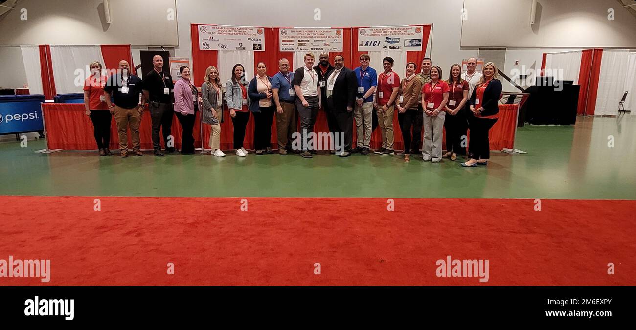 Representatives from the U.S. Army Engineer Research and Development ...