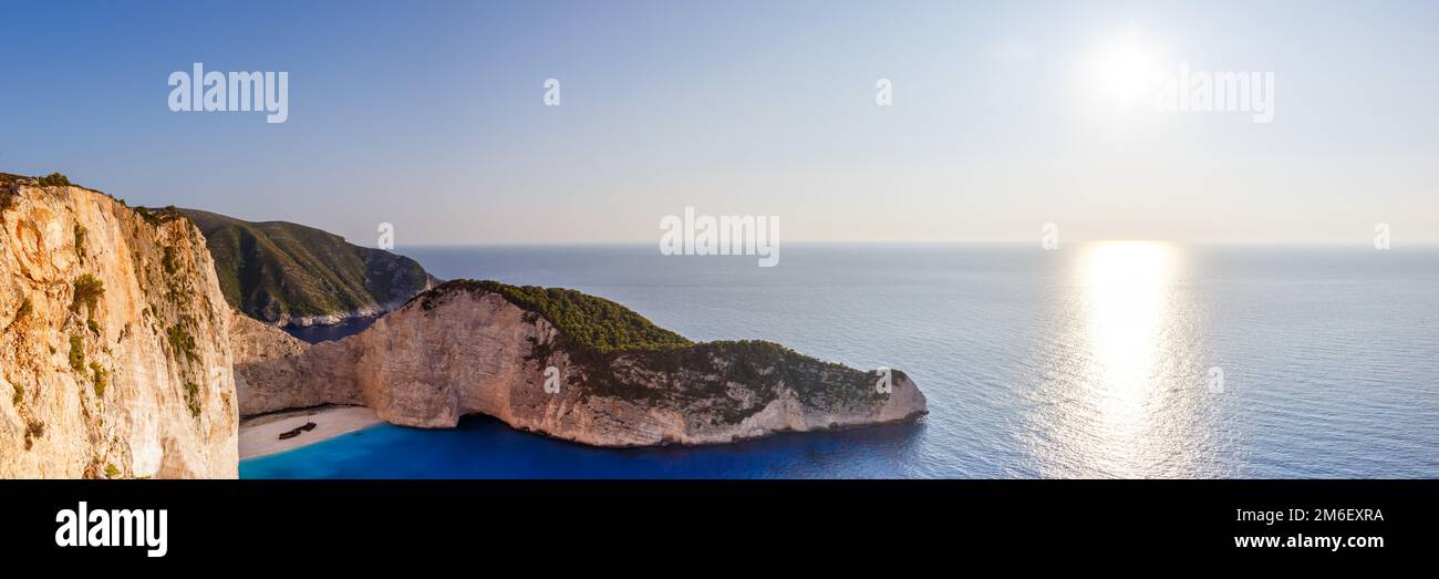 Zakynthos Insel Griechenland Strand Schiffswrack Schiff Wrack shipwreck Navagio Beach Panorama ...