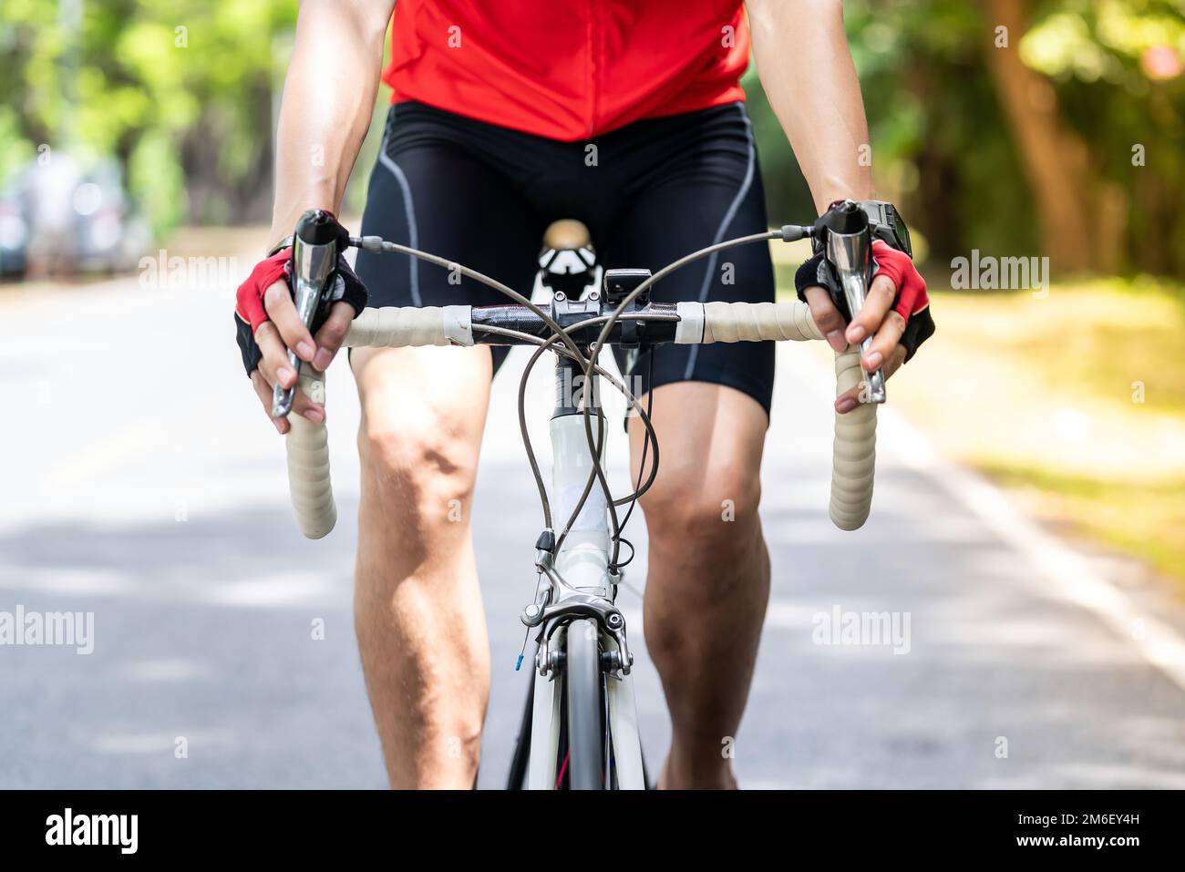 Cycle close up hi-res stock photography and images - Alamy