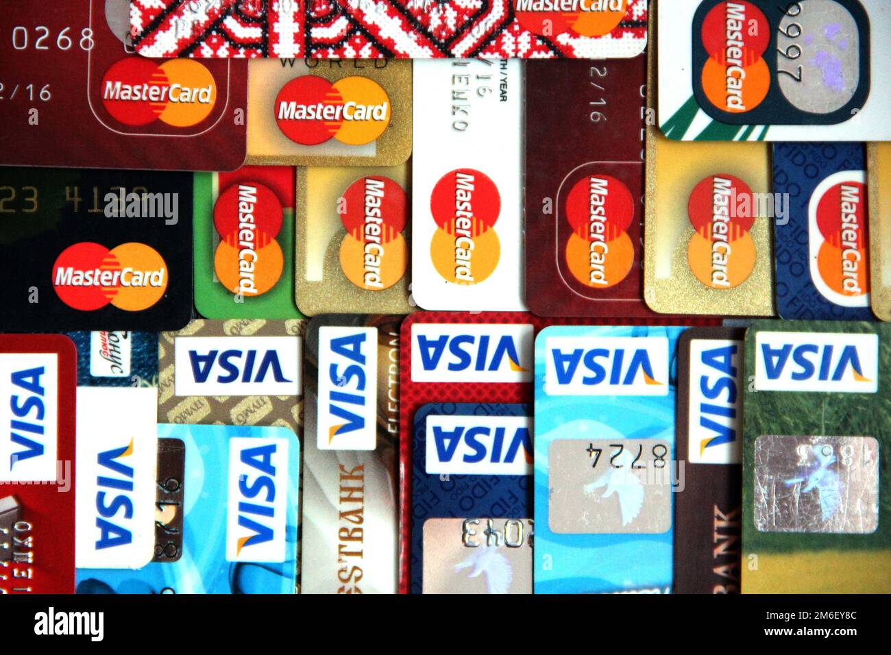 Plastic cards hi-res stock photography and images - Alamy