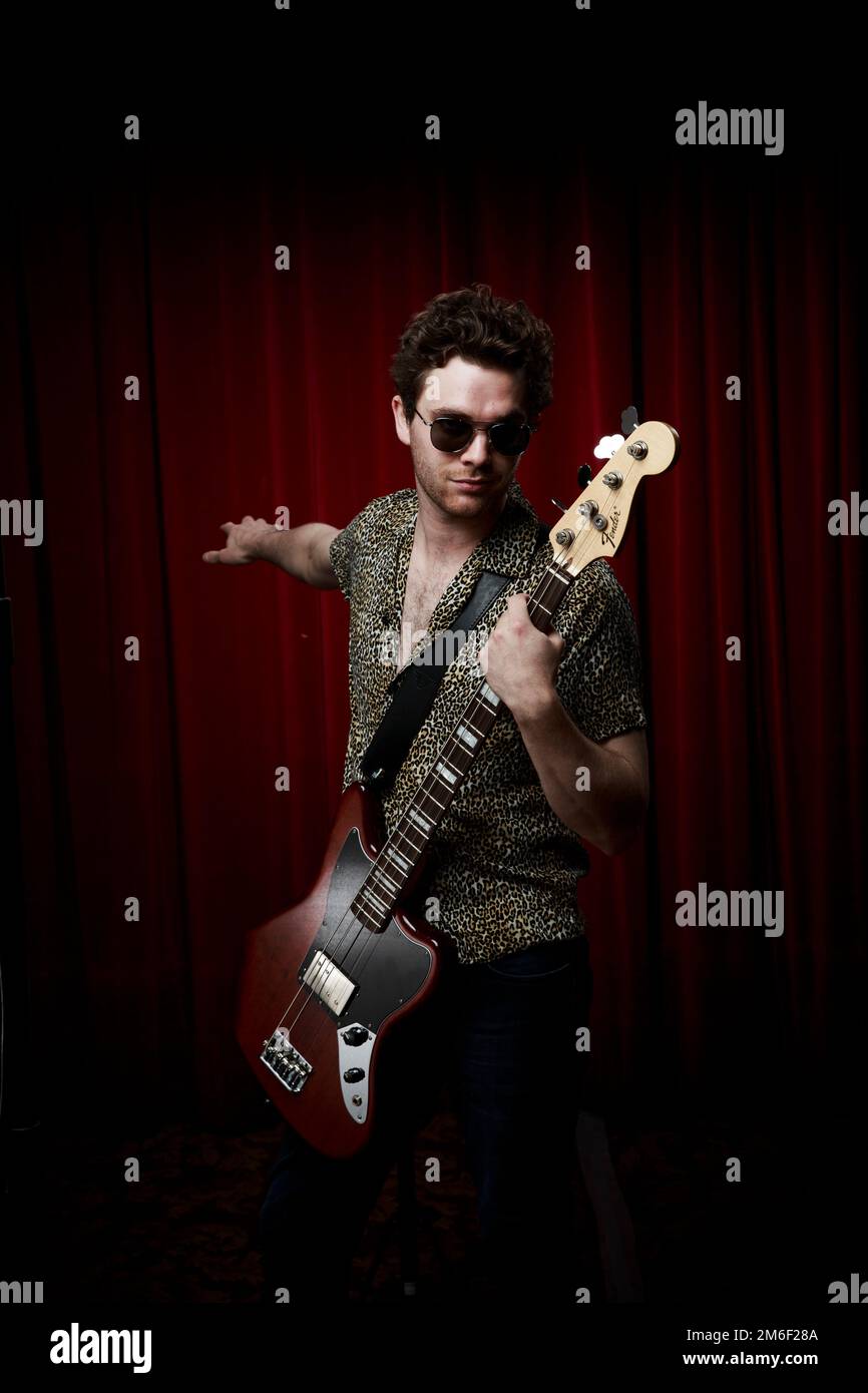 Mike kerr guitar player hi-res stock photography and images - Alamy