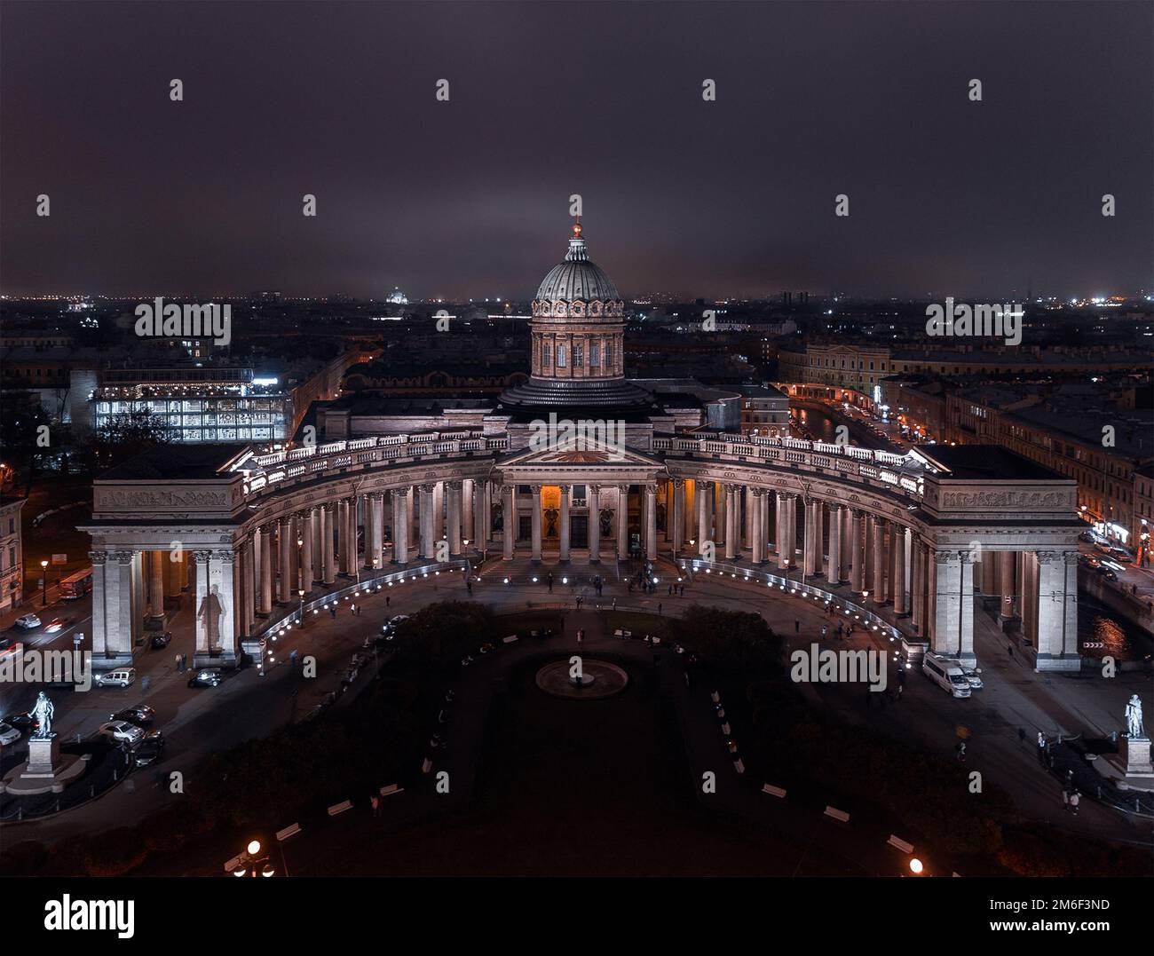 Architecture of St Petersburg. City buildings Stock Photo - Alamy