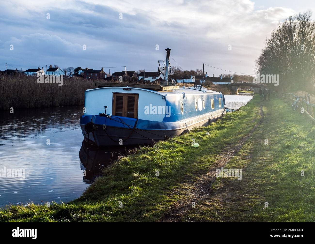 Completed in 1816, the Leeds - Liverpool Canal is 127 miles long Stock ...