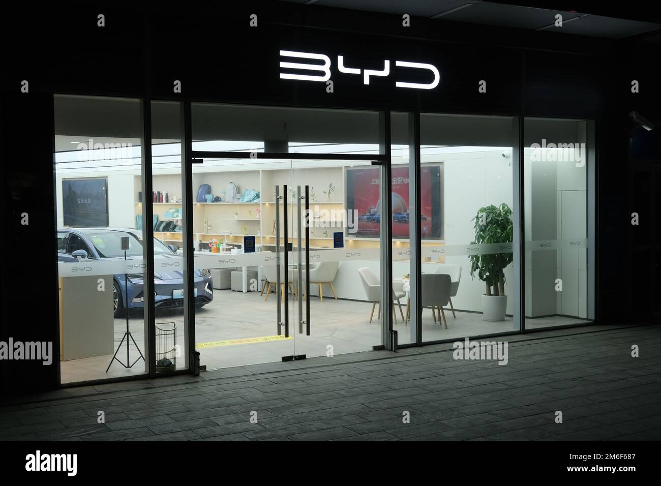 Byd car hi-res stock photography and images - Alamy