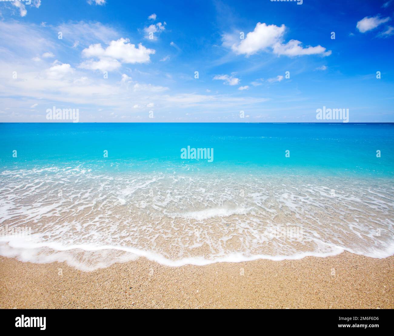 Beautiful sea ocean hi-res stock photography and images - Alamy