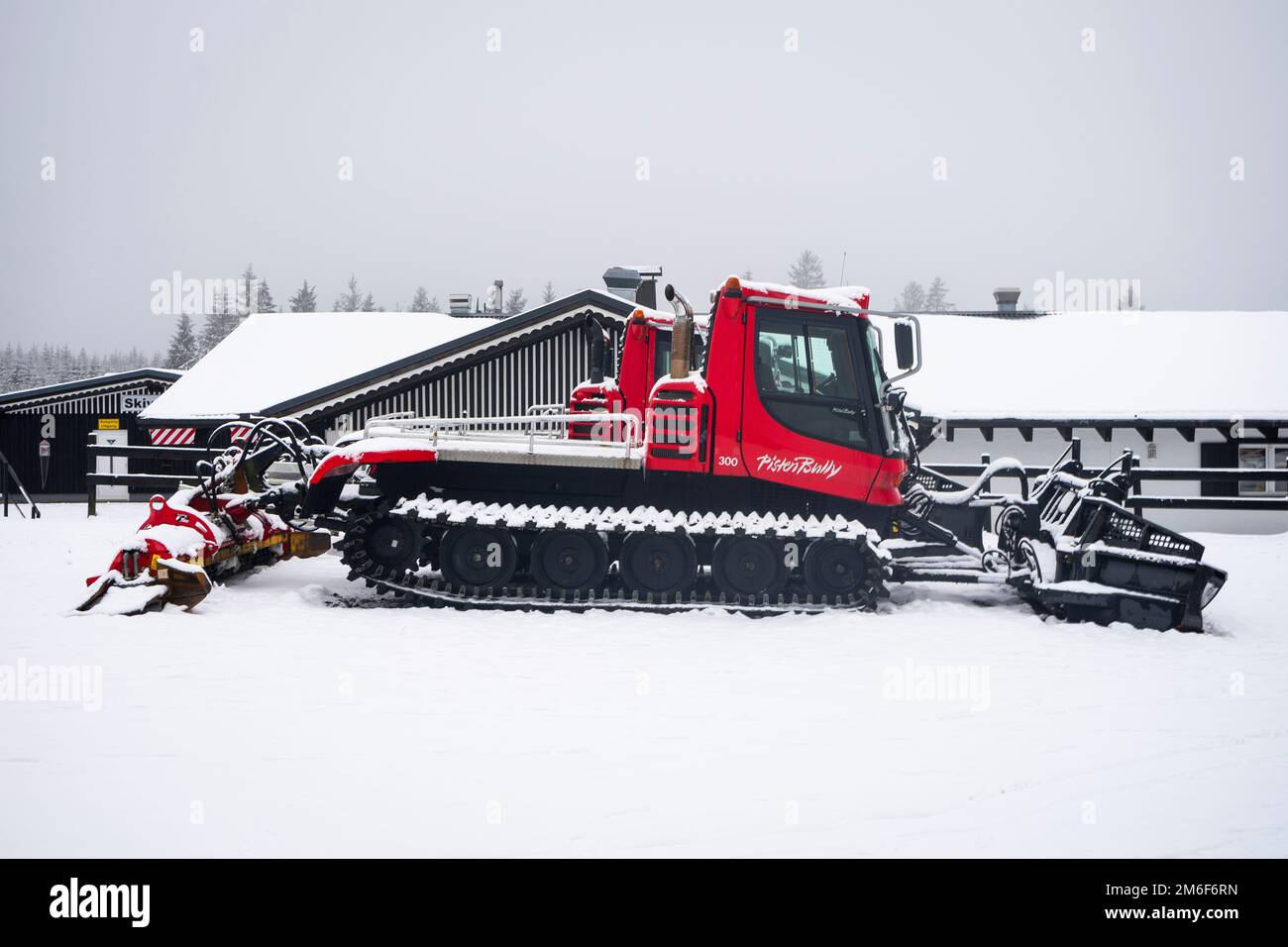 Abri ski hi-res stock photography and images - Alamy