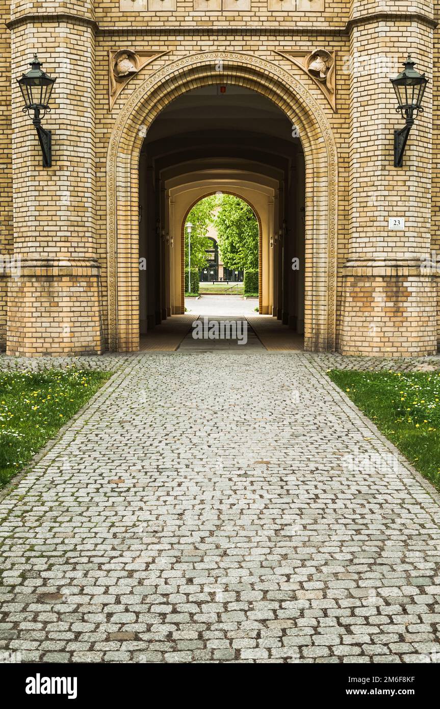Gothic brick arch hi-res stock photography and images - Alamy