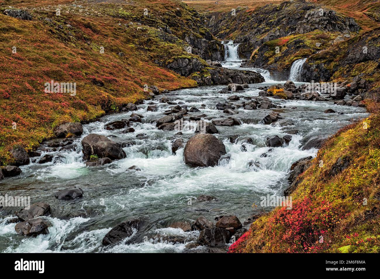 View of small waterfalls hi-res stock photography and images - Alamy
