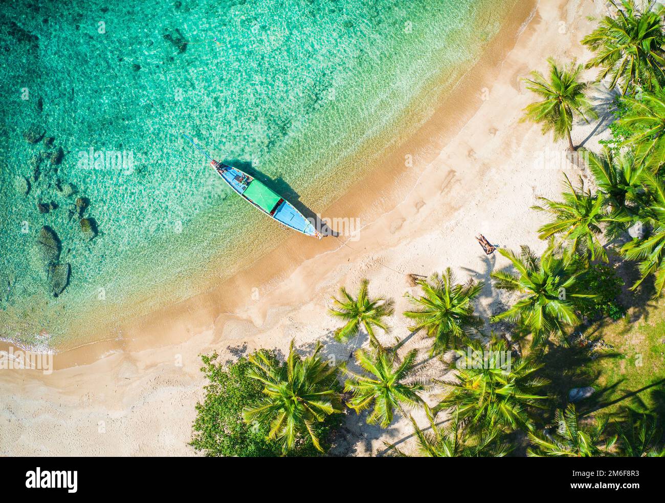 Aerial tropical beach hi-res stock photography and images - Alamy