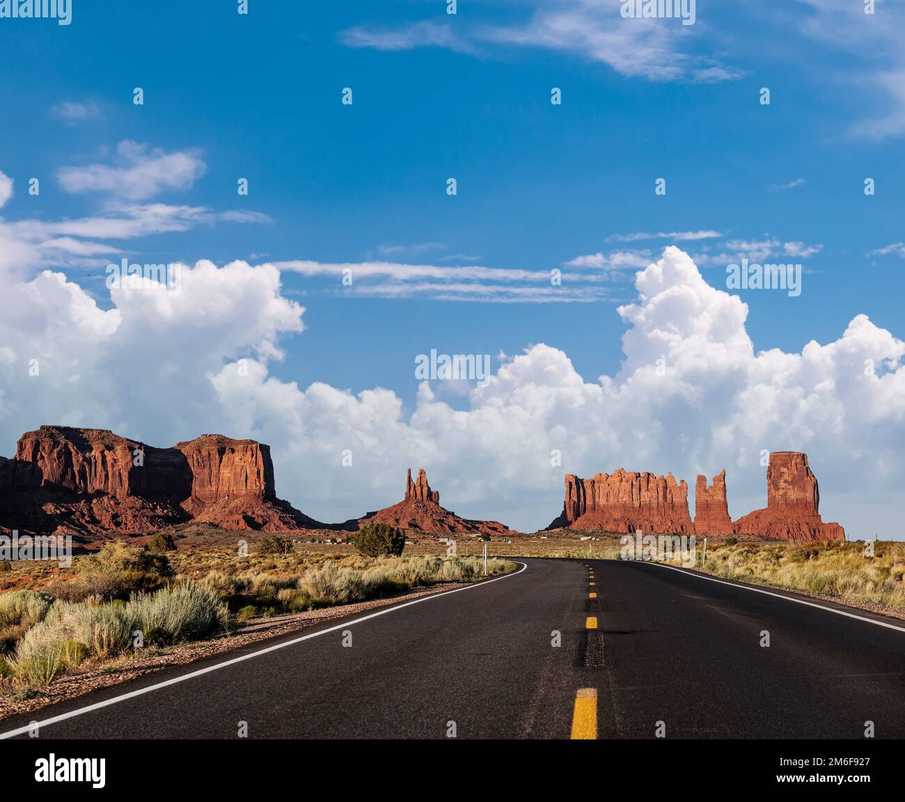 Straight road in monument hi-res stock photography and images - Alamy