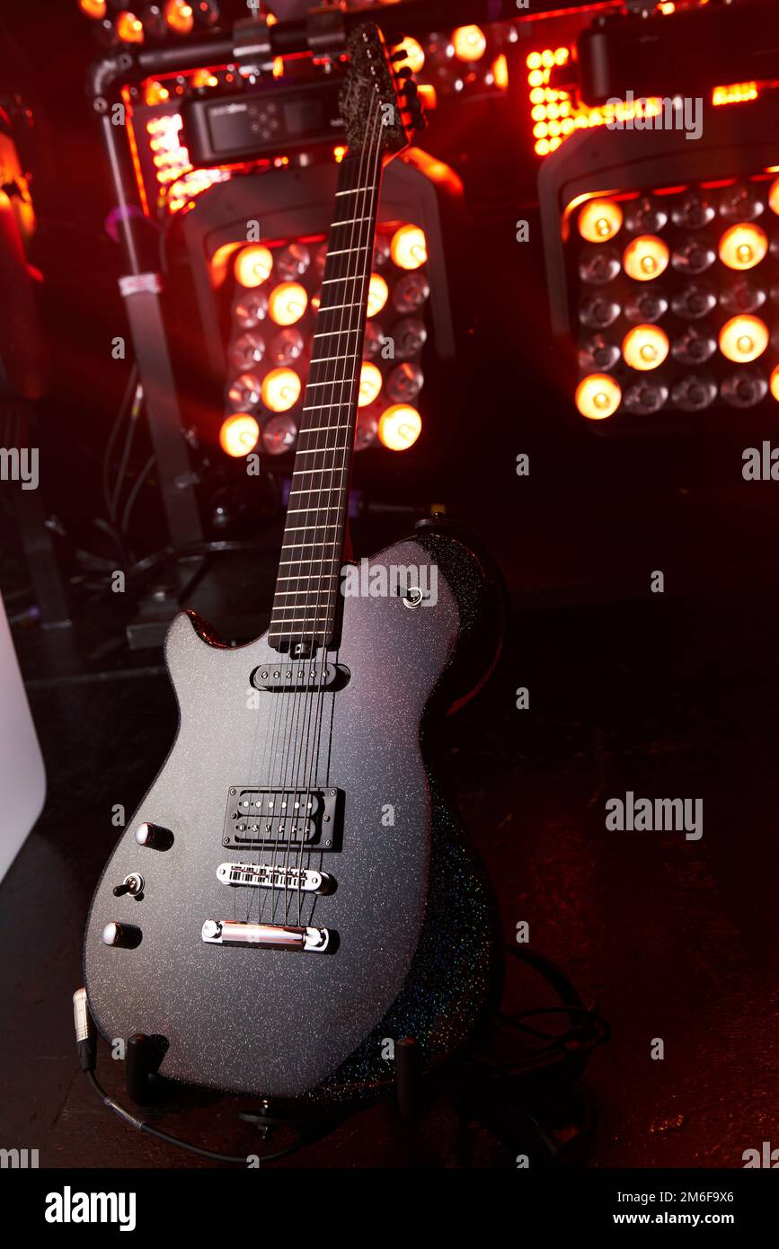 Mikey demus manson guitar hi-res stock photography and images - Alamy